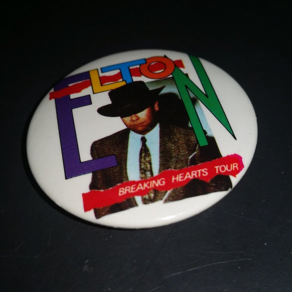 1984 Elton John Breaking Hearts Tour Pinback - Gem